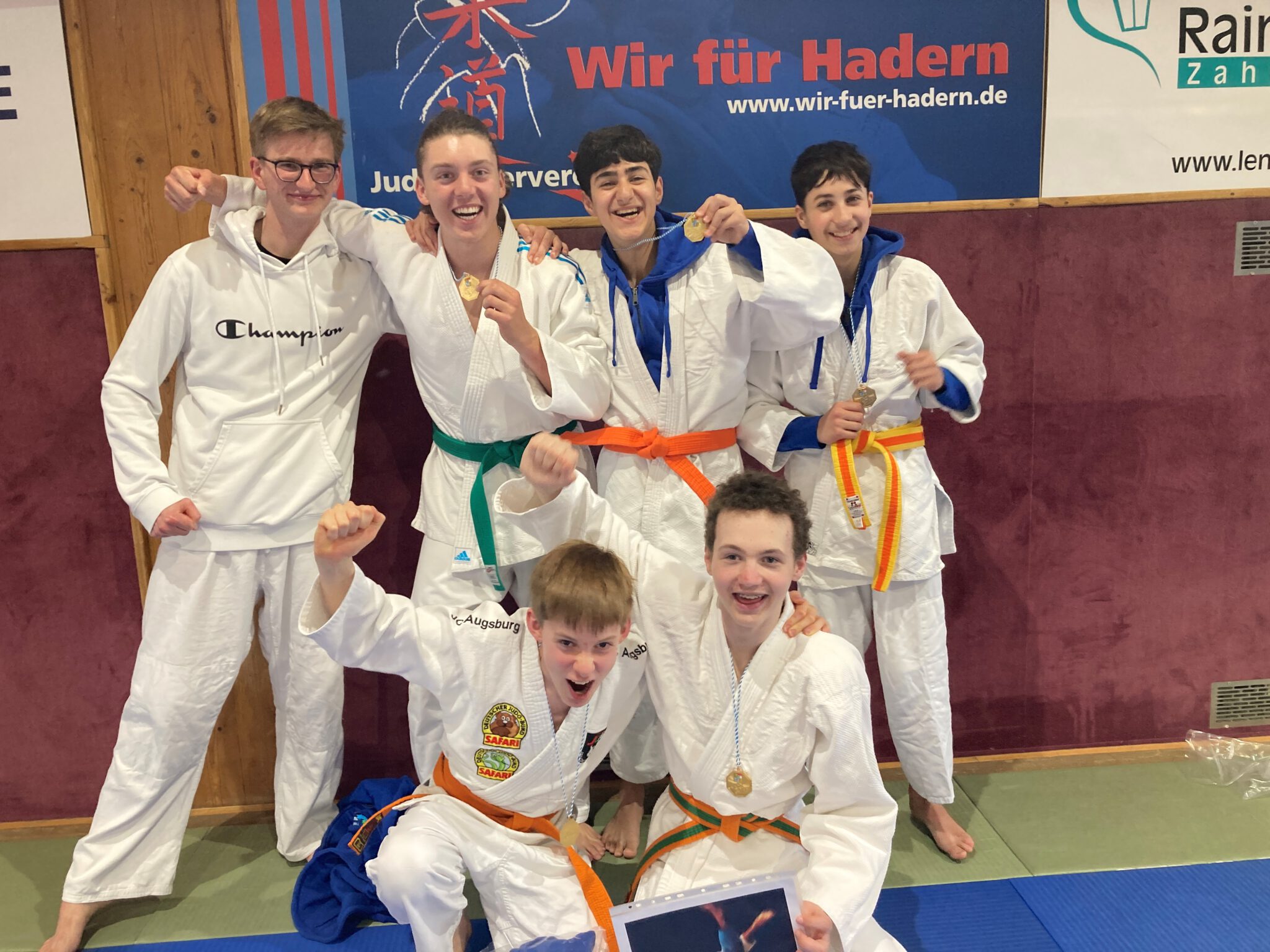 Landesfinale Schulen 2023 in München Großhadern: Neusäßer Judoka sind ...